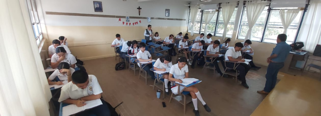 El escudo – Colegio Motolinía